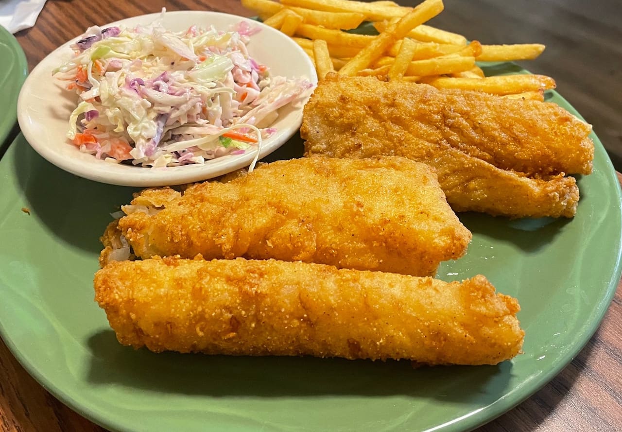 Where to find a mid-Michigan Friday fish fry during Lent - Daily Mitten
